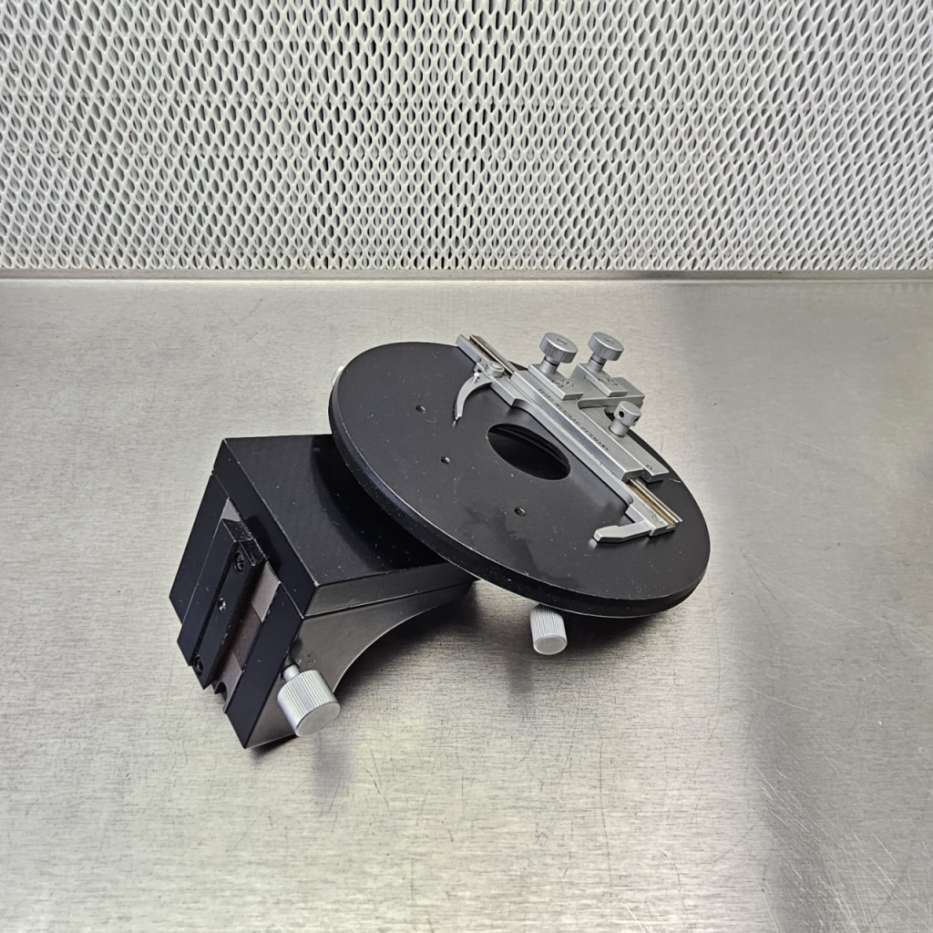 Leitz Welzar circular stage